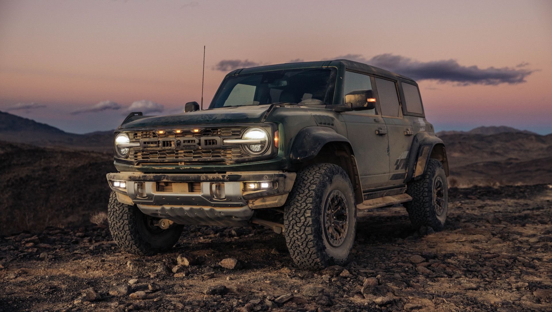 Video: The First Bronco Raptor to Bronco Knoll? - Bronco Nation